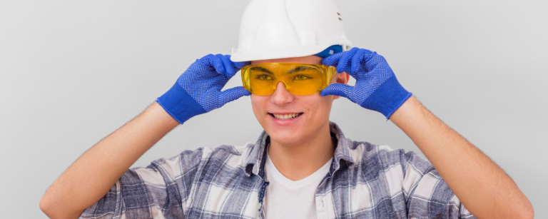 Safety Goggle For Construction Worker - Site & Safety Solutions